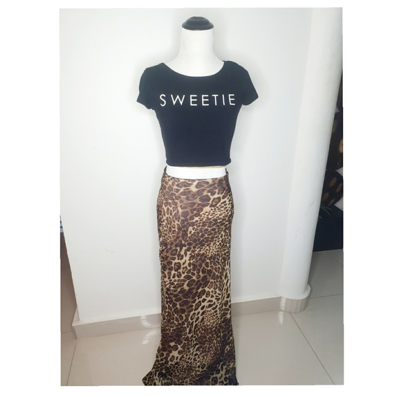 Pink Lemon | Tops | Sweetie Graphic Letter Crop Tee | Poshmark